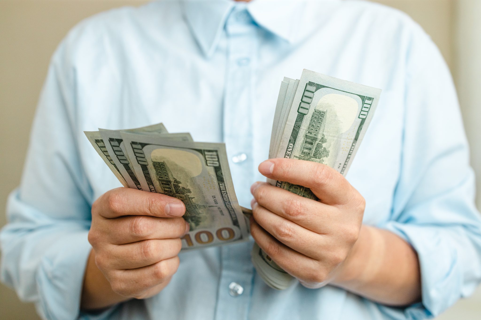 Pawning vs Selling at a Pawn Shop: Key Differences Explained